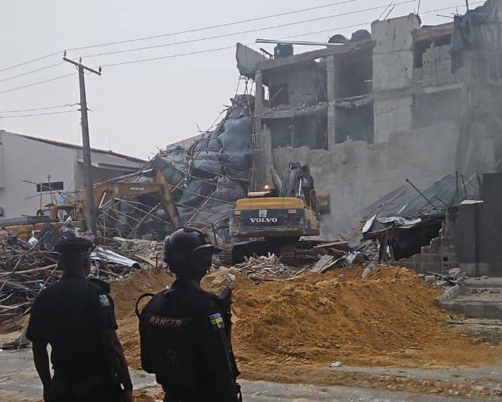 Breaking News: 14 Rescued, More Trapped in Lagos Building Collapse ...